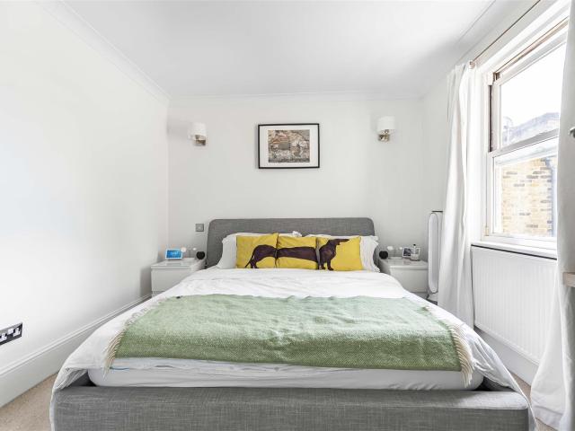 2 bed terraced house to rent in Victoria Road, Mortlake, SW14 | James Anderson