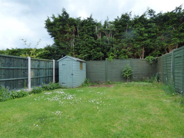 2 bed terraced house to rent in Wimpole Road, Beeston, Nottingham, NG9 3LQ