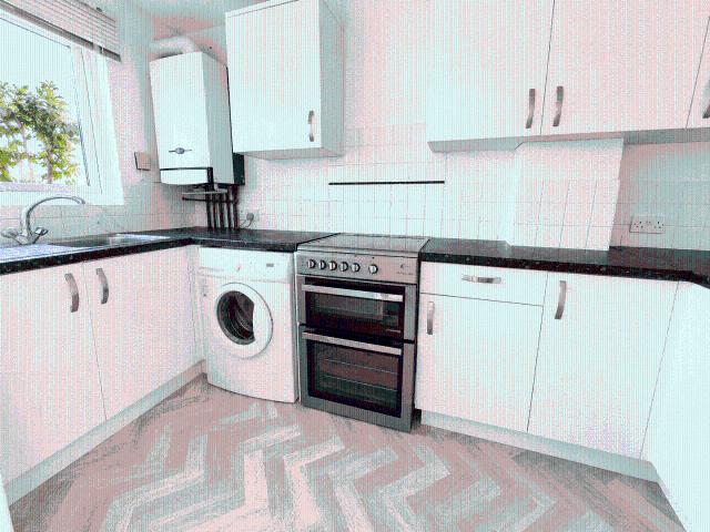 2 bed terraced house to rent Torrington Square, London CR0