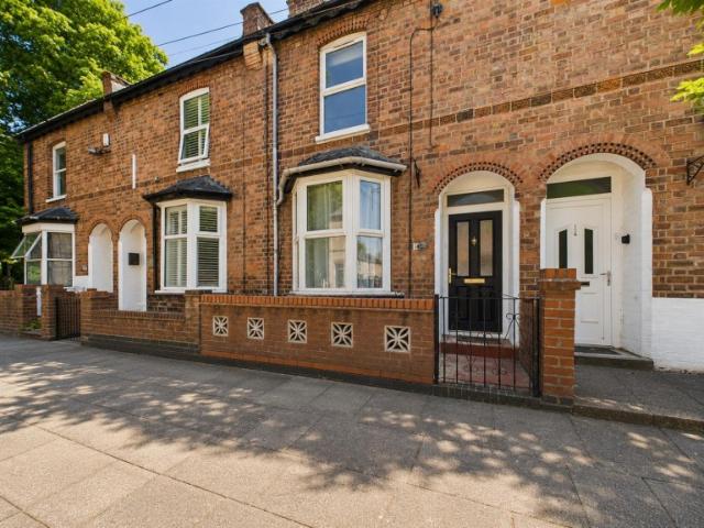 2 BED Terraced House To rent