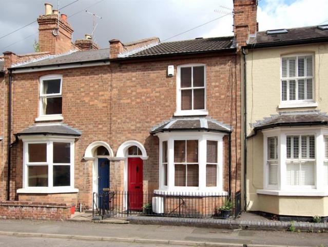 2 BED Terraced House To rent