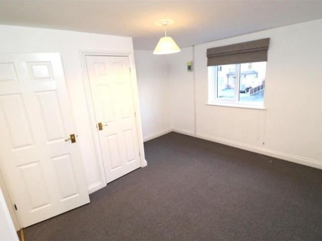 2 BED Terraced House To rent