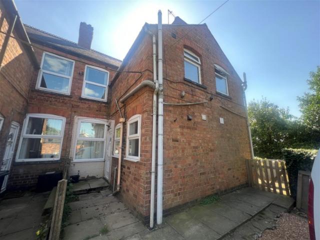2 BED Terraced House To rent