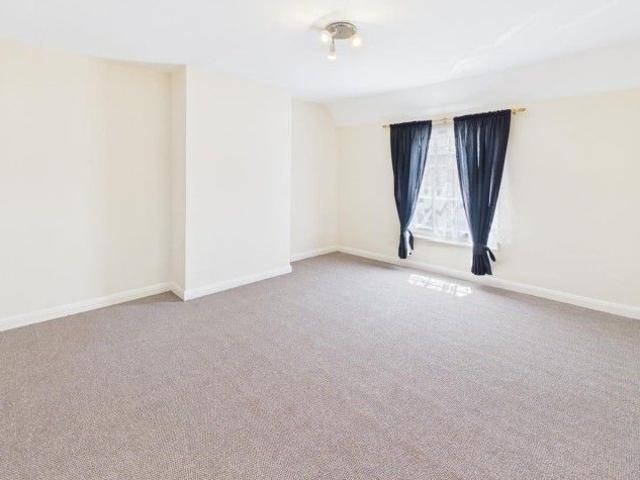 2 BED Terraced House To rent