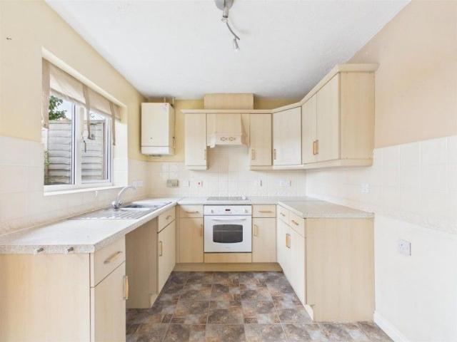 2 BED Terraced House To rent
