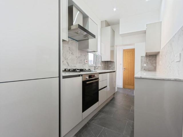 2 Bed Terraced House, Victoria Road, B30