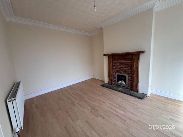 2 Bed Terraced House, Warrels Grove, LS13