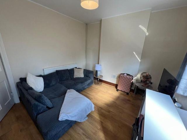 2 Bed Terraced House, Albert Road, NG9
