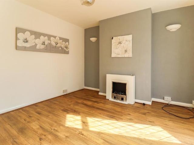 2 Bed Terraced House, Aldermoor Lane, CV3