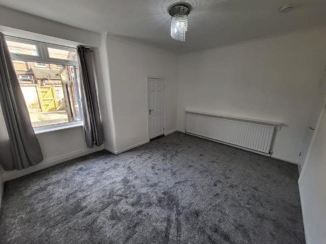 2 Bed Terraced House, Benton Street, M9