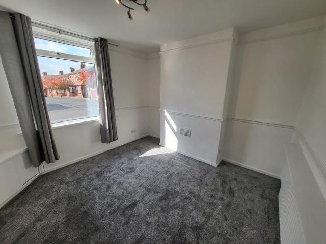 2 Bed Terraced House, Benton Street, M9