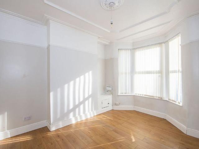 2 Bed Terraced House, Beatrice St, L20