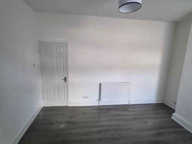 2 Bed Terraced House, Beverley St, M9