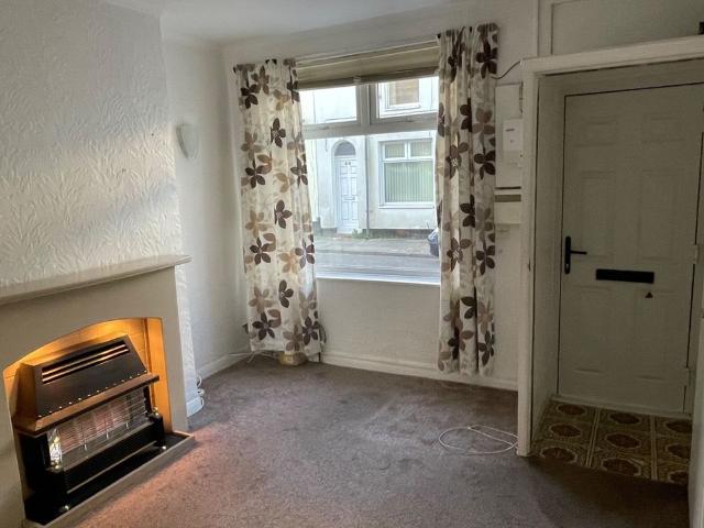 2 Bed Terraced House, Cambria Street, L6