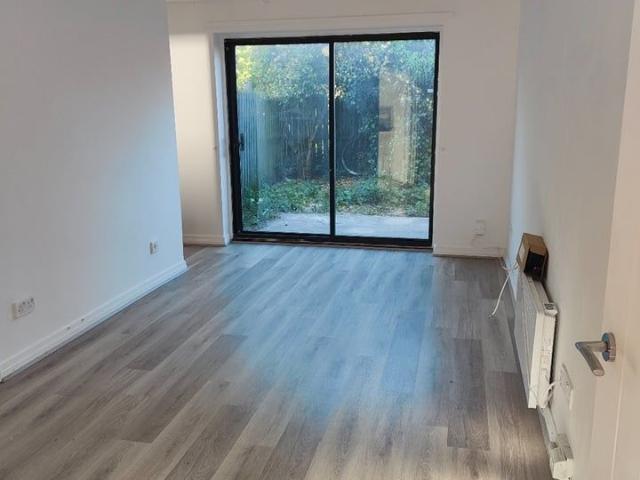 2 Bed Terraced House, Church Mews, NG2