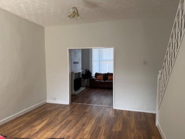 2 Bed Terraced House, Cowper St, L20