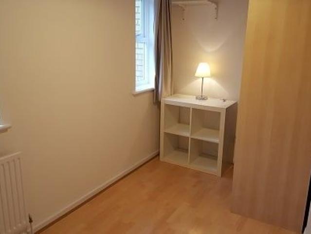 2 Bed Terraced House, Cranberry Lane, E16