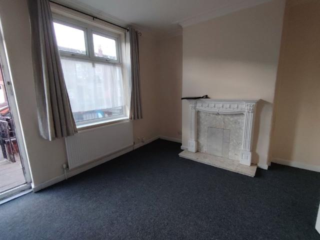2 Bed Terraced House, Dundas Road, S9