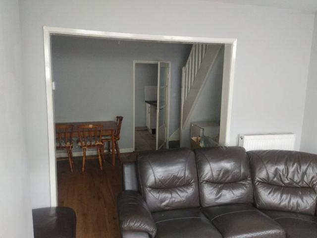 2 Bed Terraced House, Grange Street, L6