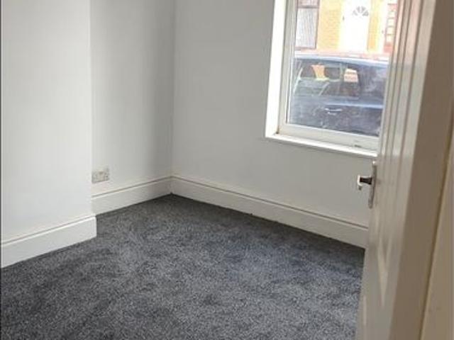 2 Bed Terraced House, Hafton Road, M7