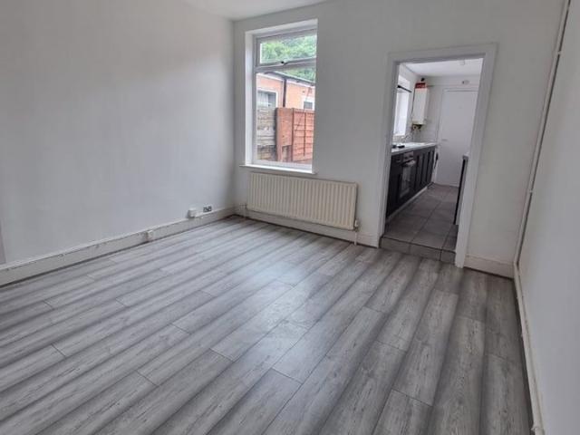 2 Bed Terraced House, Hazelwood Road, NG7