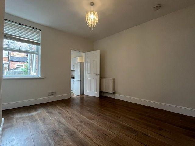 2 Bed Terraced House, Kimberley St, NG2