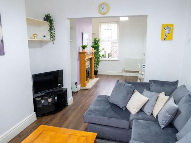 2 Bed Terraced House, Neston Street, L4
