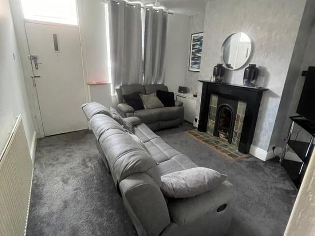 2 Bed Terraced House, North Road, B17