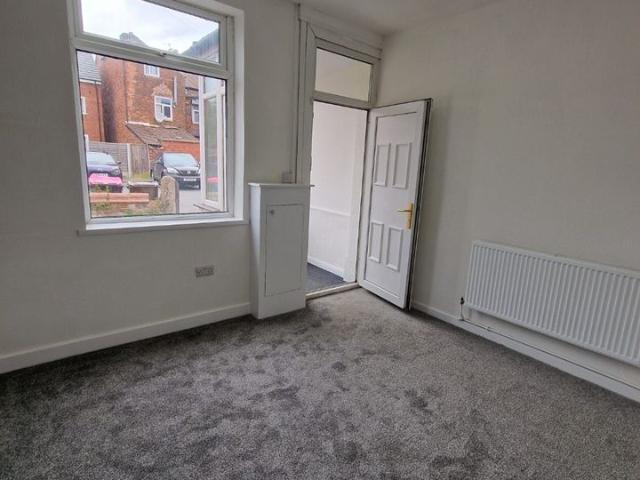 2 Bed Terraced House, Northbourne Street, M6