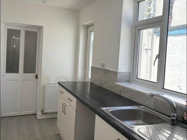2 Bed Terraced House, Northbrook Road, CH44