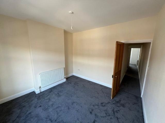 2 Bed Terraced House, Park Road, B67