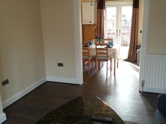 2 Bed Terraced House, Pirniefield Grove, EH6