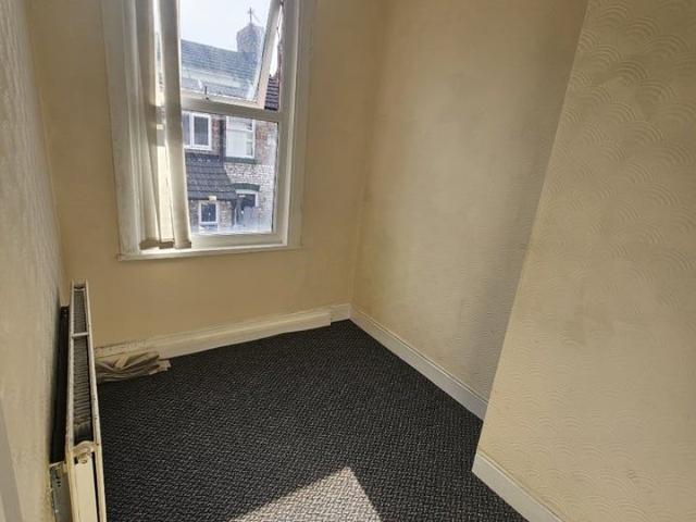 2 Bed Terraced House, Southgate Road, L13