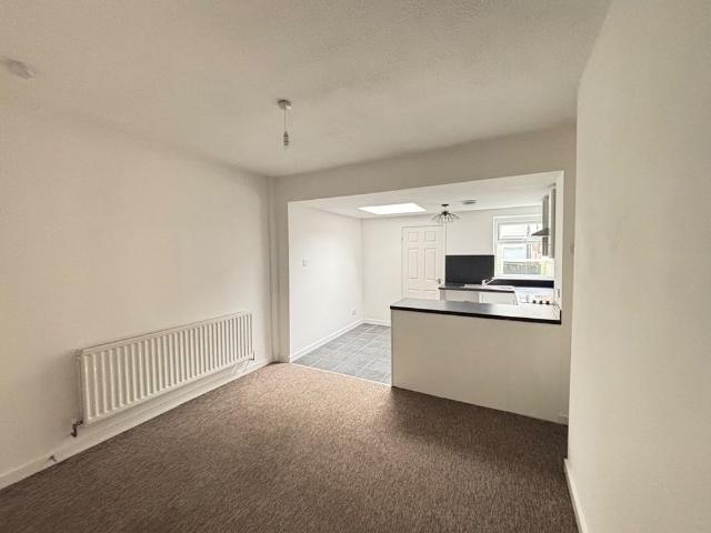 2 Bed Terraced House, St. Marys Grove, L4