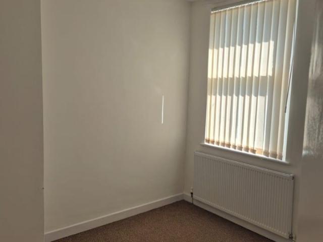 2 Bed Terraced House, Strathcona Road, L15