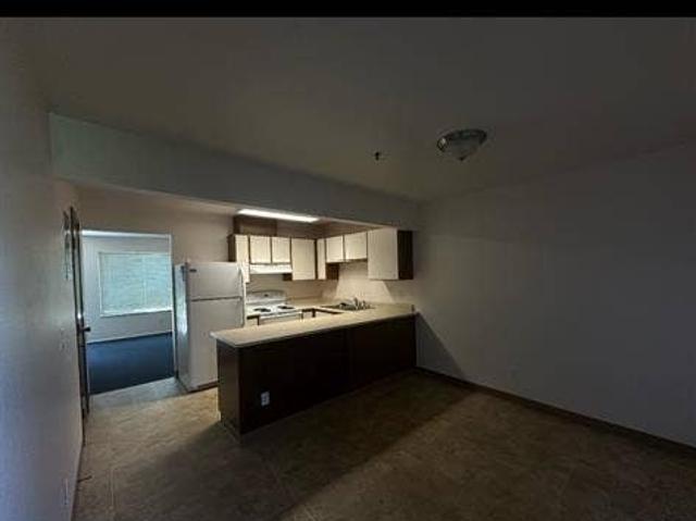 2 Bed Townhouse one room 910sq ft
