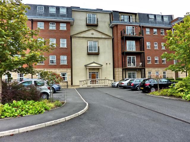 2 BED ApartmentTo Let