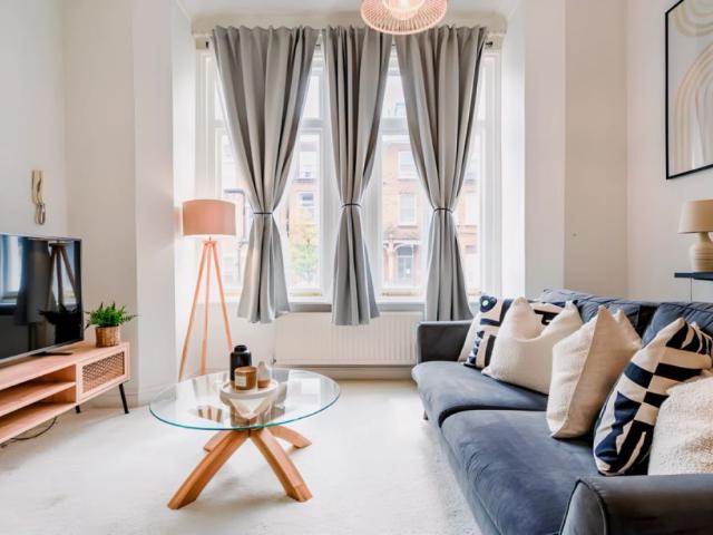 2 Bed Apartment