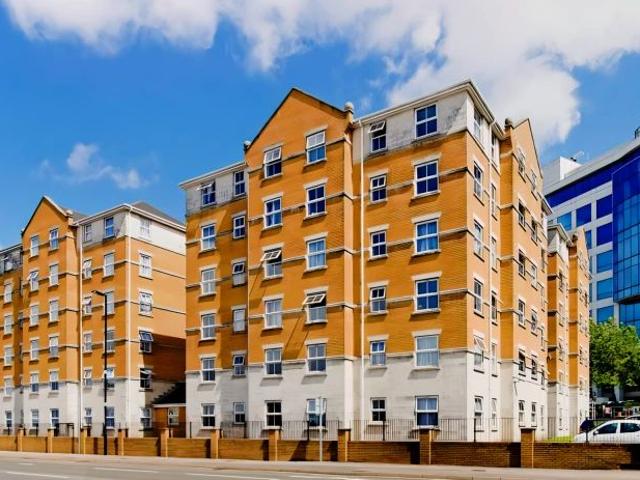 2 Bed Apartment