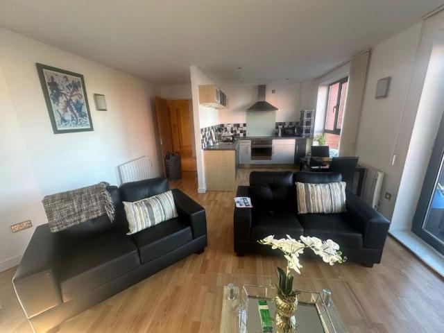 2 bed Apartment 300 West One Tower