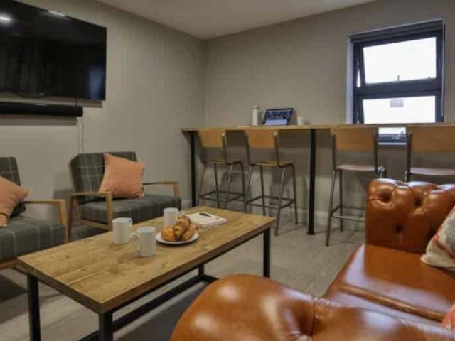 2 Bed Apartment