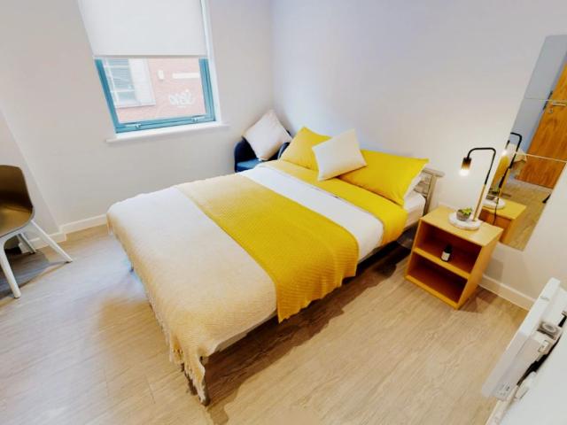2 Bed Apartment