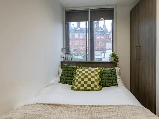 2 Bed Apartment