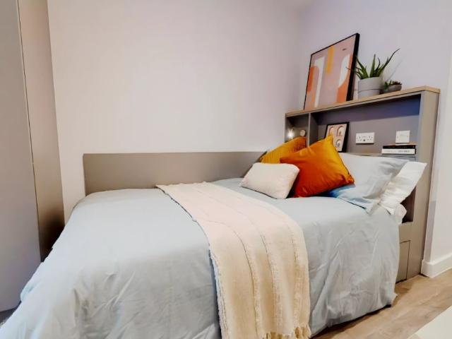 2 Bed Apartment