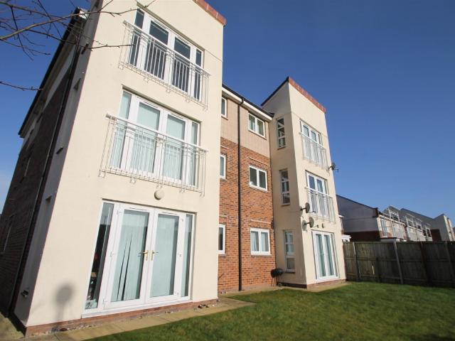2 bed Apartment for Rent