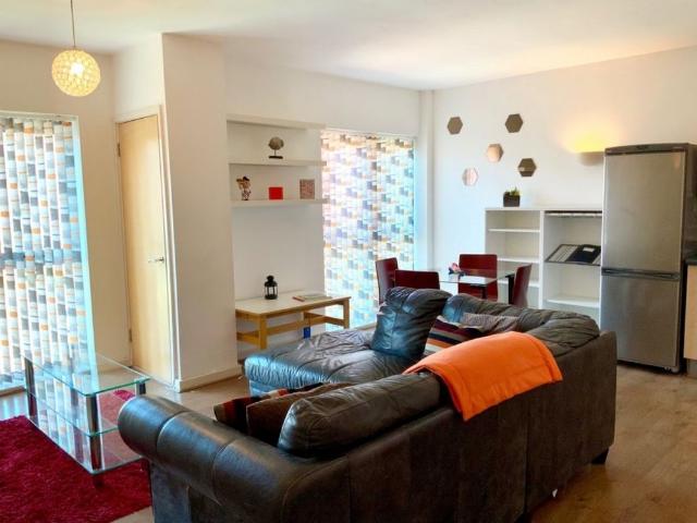 2 bed Apartment for Rent