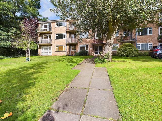2 Bed Apartment For Rent