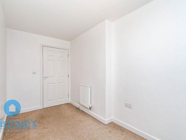 References Pending 2 bed Apartment