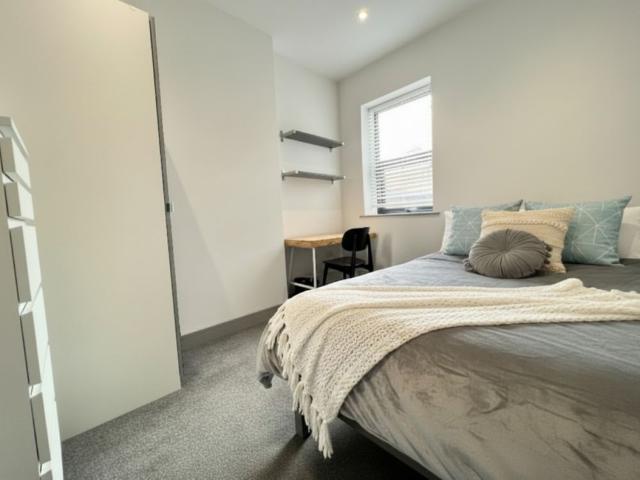 2 bed Apartment for Rent