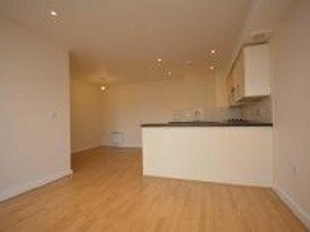 2 bed Apartment for Rent